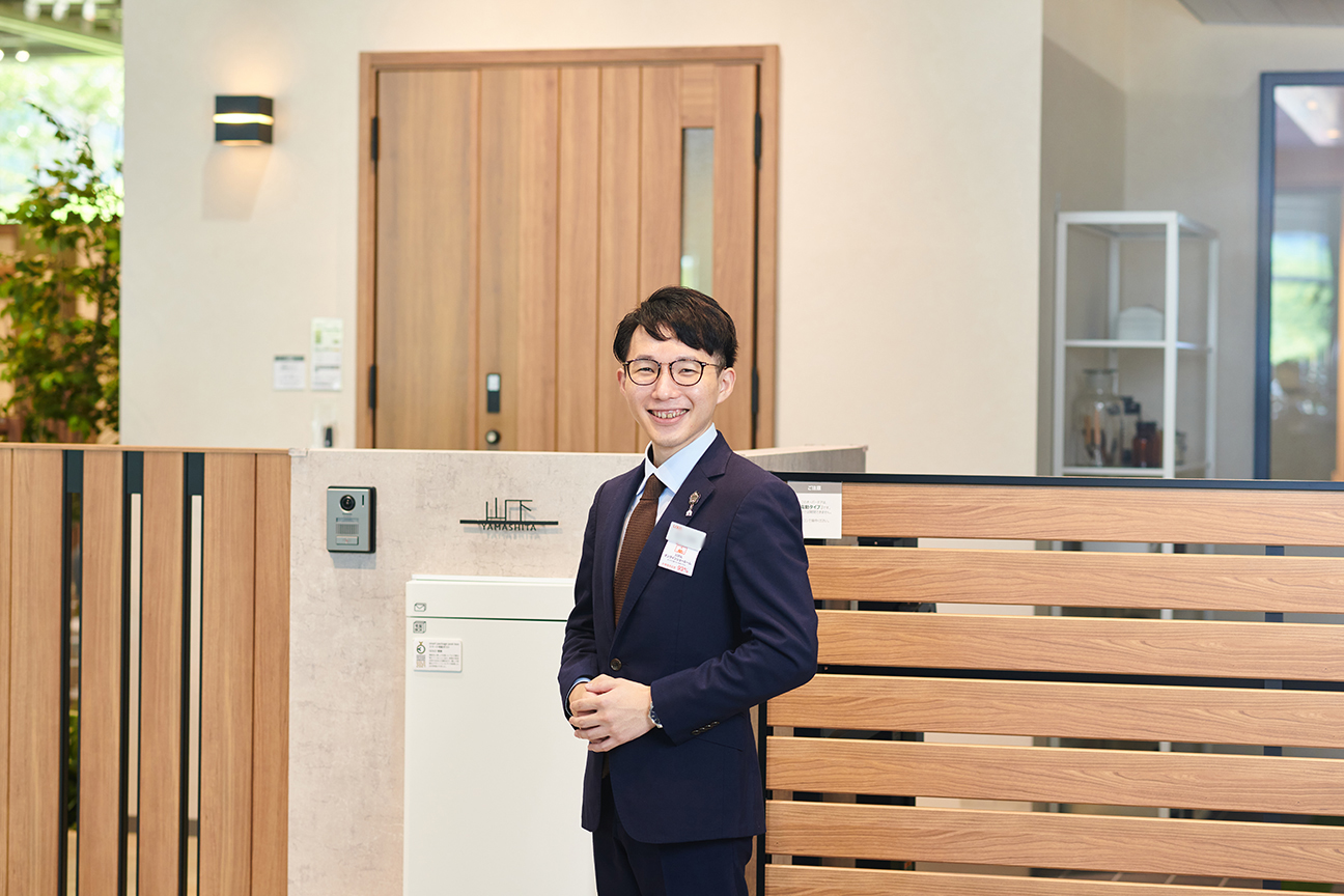 大好きなLIXILの魅力を知ってほしいから。これからも、伝える力を磨き続ける | LaLaLa―私たちの活動 | 株式会社LIXIL Advanced Showroom