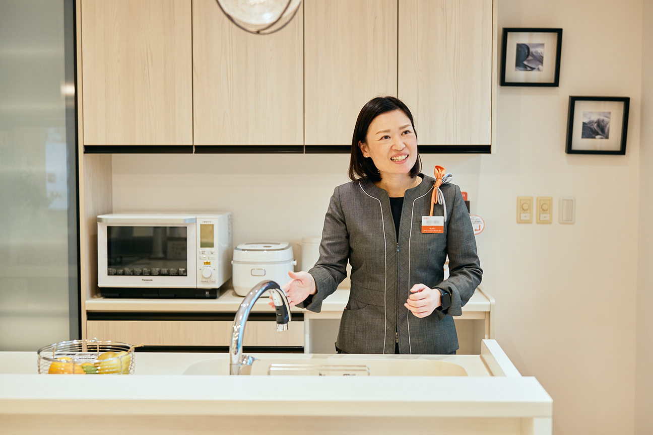 今日まで、そして未来へvol.2変わり続ける会社で果たした、キッチンのスペシャリストへの道〜後編〜 | LaLaLa―私たちの活動 | 株式会社LIXIL Advanced Showroom